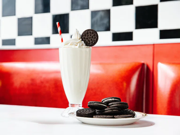 Creamy Moonshine Cocktail Recipes - Midnight Moon | All-American ...