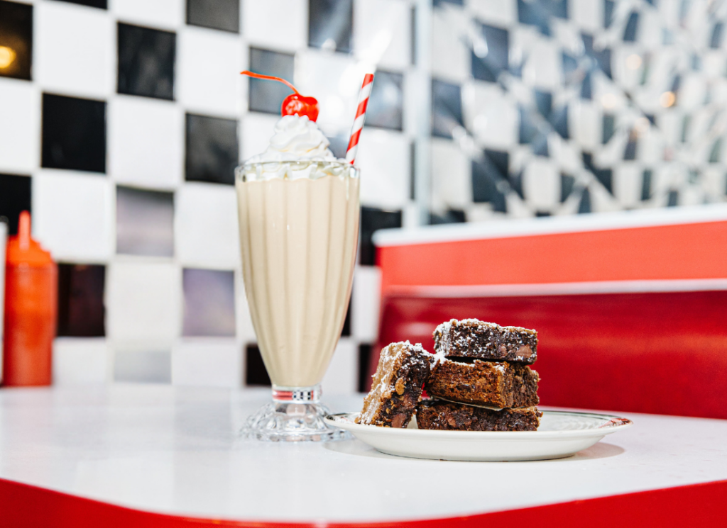 Creamy Moonshine Cocktail Recipes - Midnight Moon | All-American ...